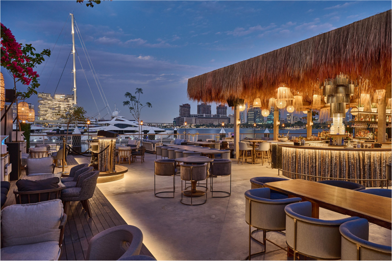 Bar du Port Dubai - AlphaMind
